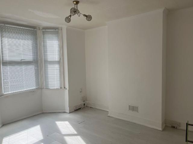 Oswald Road, Dover CT17, 3 bed terraced house to rent, £1,100 pcm | PrimeLocation