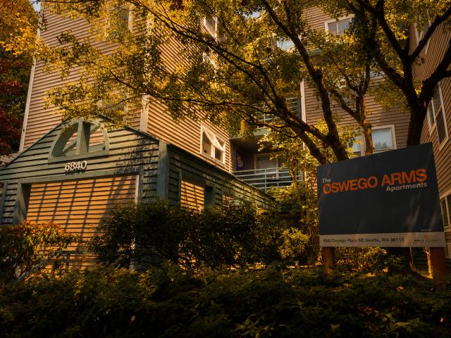 Oswego Apartments 3 Bedroom Apartment for Rent at 6840 Oswego Pl Ne, Seattle, WA 98115 Green Lake