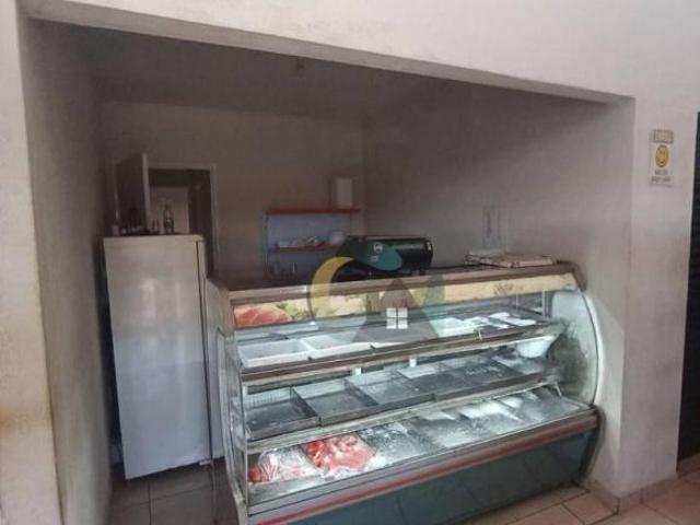 ? Opções de compra: ? R$ 300.000 – Mercado sem os equipamentos. ? R$ 400.000 – Mercado com todos