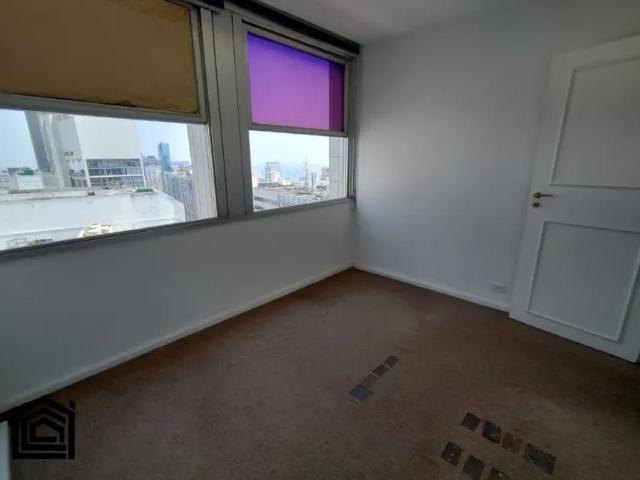Oportunidade 115m² em andar alto e com vista para Baía Ed. Rodolpho De Paoli