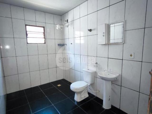 OPORTUNIDADE! 2 CASAS NO MESMO TERRENO