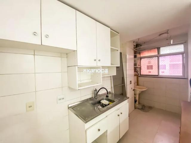 Oportunidade 2 quartos no Caminhos da Barra R$199.000,00