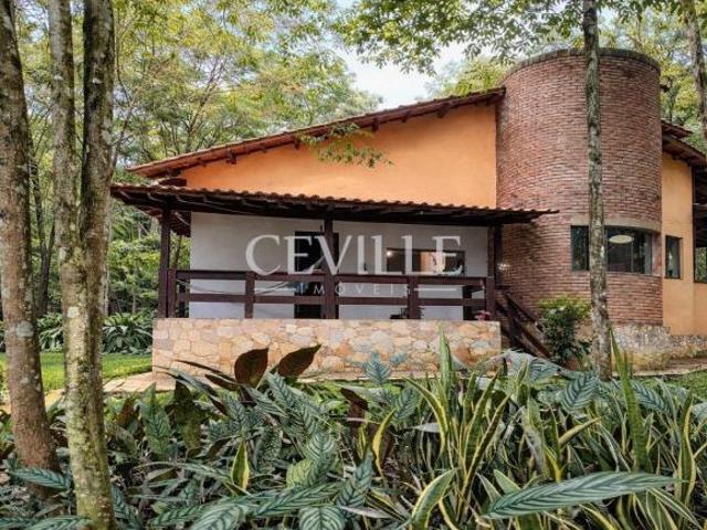 Oportunidade! 330m² | terreno 1.000m² | 4 quartos