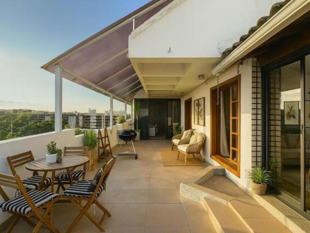 OPORTUNIDADE! COBERTURA DUPLEX COM 202m² E VISTA LIVRE À VENDA NA SQN 211!