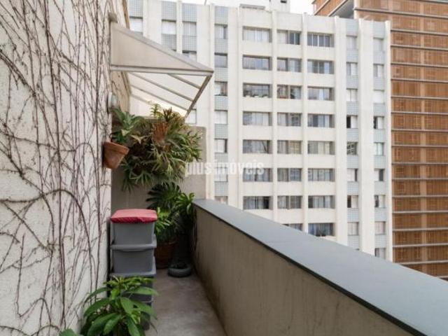 Oportunidade! Cobertura Duplex em Pinheiros! Próximo ao Metrô Oscar Freire!