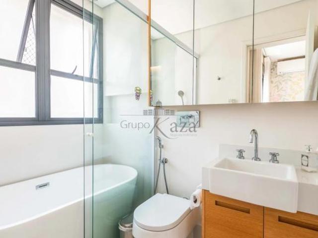 OPORTUNIDADE COBERTURA DUPLEX JARDIM PAULISTA