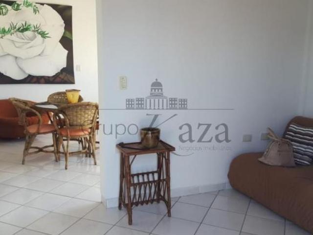 Oportunidade Cobertura Duplex Martim de Sá Residencial Edifício Bárbara