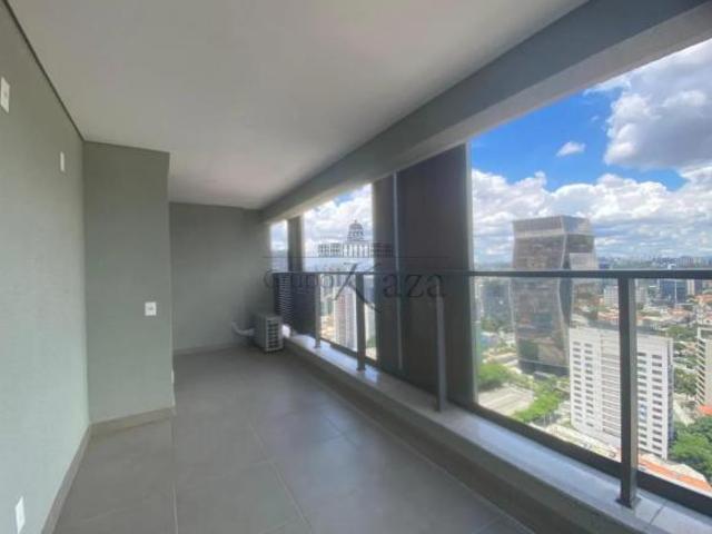 OPORTUNIDADE COBERTURA DUPLEX PINHEIROS