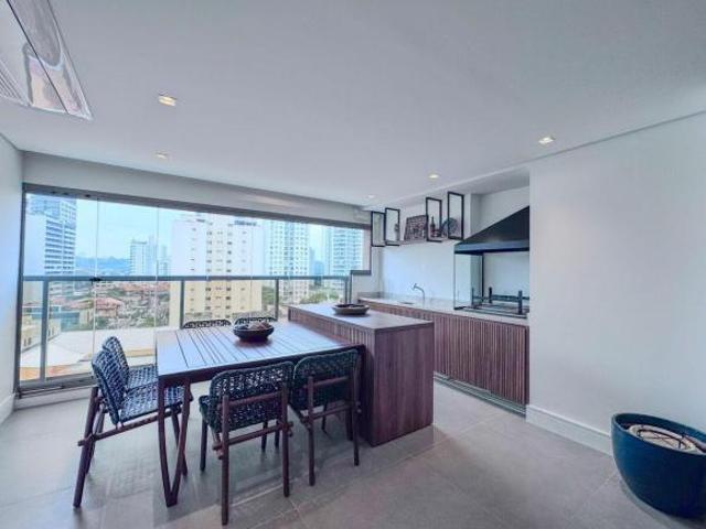 Oportunidade com 157 m²