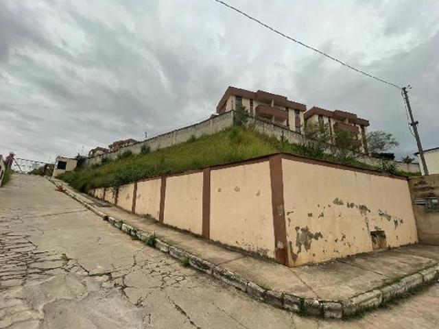 Oportunidade Caixa — Apartamento no Moinhos, Conselheiro Lafaiete MG, Apto 303, 2 quartos, 1 vaga, 49,28m² | Leilão