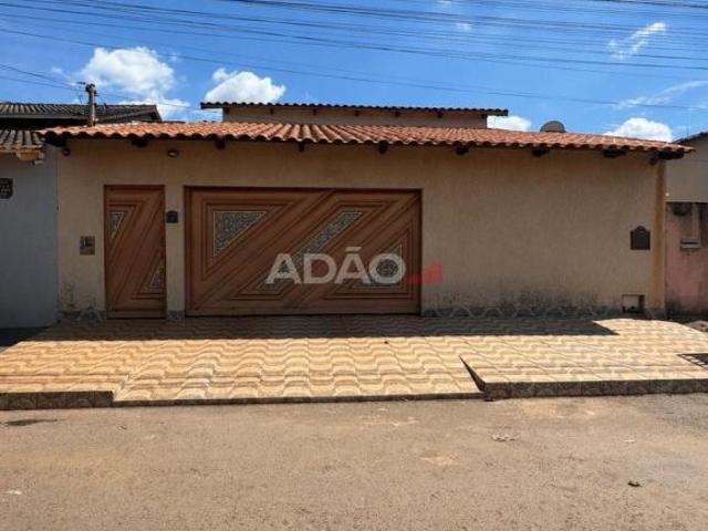 OPORTUNIDADE CAROLINA PARQUE Casa de Rua com 3 Quarto s por R$ 470000.00 no setor Carolina Parque V