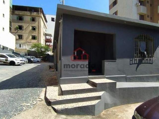 OPORTUNIDADE! CASA 03 QUARTOS NO CENTRO ITAUNA MG