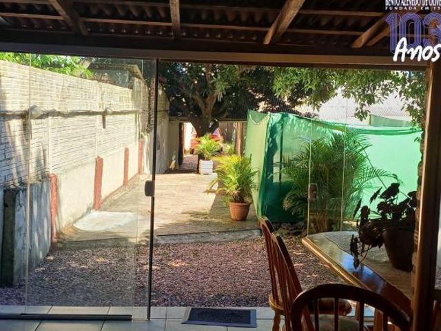 Oportunidade! Casa 3 quartos na Rua Santa Flora – Cavalhada