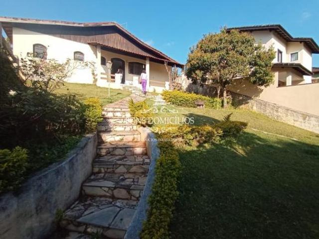OPORTUNIDADE! CASA 3 SUITES TERRENO ESPAÇOSO CONDOMINIO NA GRANJA VIANA