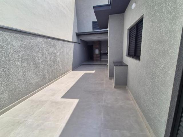 OPORTUNIDADE! CASA TÉRREA COND.VILLAGIO WANEL SOROCABA.