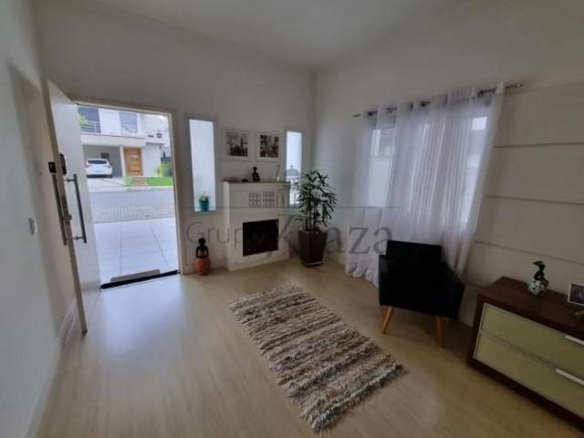Oportunidade Casa Térrea Condomínio Altos da Serra VI Urbanova 3 Dormitórios 150m²