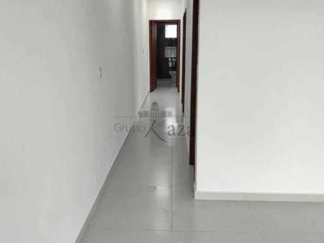 Oportunidade Casa térrea Capão Grosso 3 Dormitórios 150m²