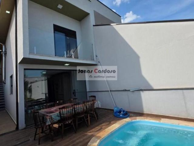 Oportunidade! Casa térrea à venda em Mogi das Cruzes SP, Vila Suissa: 3 quartos, 1 suíte, 1 sala, 3