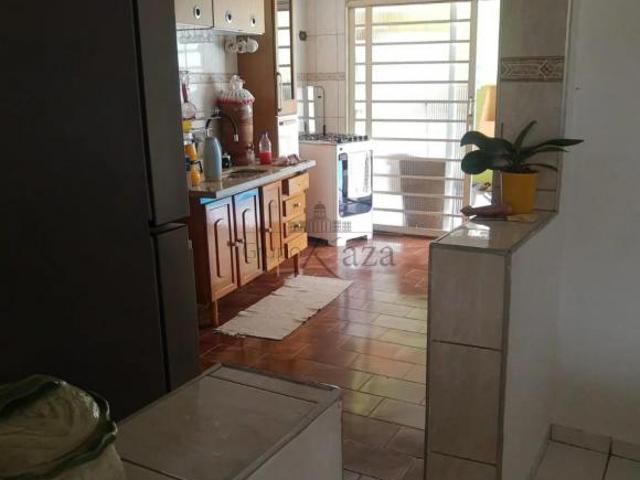 Oportunidade Casa Térrea Alto da Ponte 4 Dormitórios 184m²