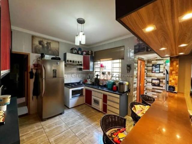 Oportunidade Casa Térrea Altos do Bosque 3 Dormitórios 70m²