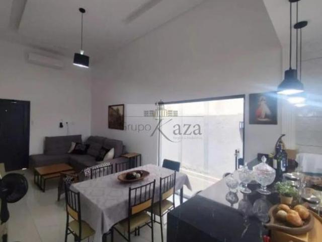 Oportunidade Casa Térrea em Condomínio Condomínio Residencial Fogaça Jardim Panorama Jacareí