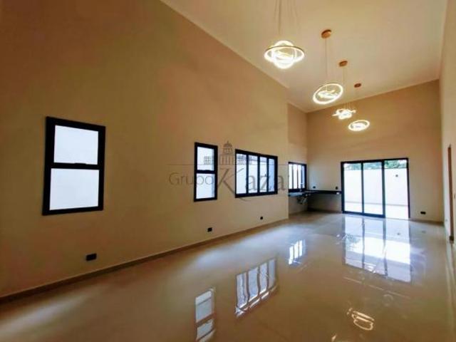 Oportunidade Casa Térrea em Condomínio Golden Park Jacareí Jardim Residencial Golden Park 3