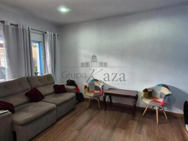 Oportunidade Casa térrea Jardim Emília Jacareí 3 Dormitórios 208m² Estuda Permuta