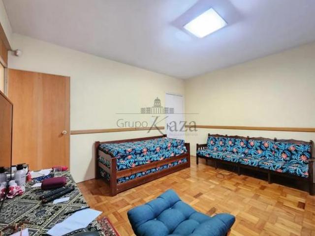 Oportunidade Casa Térrea Jardim São Dimas 3 Dormitórios 100,35m²