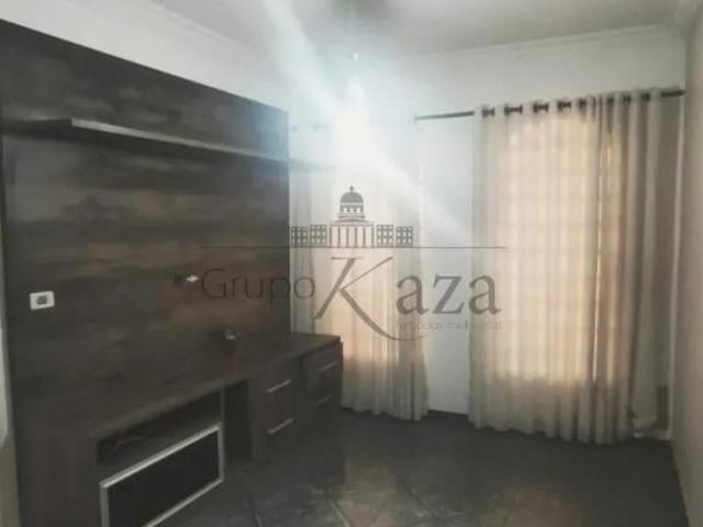 Oportunidade Casa Térrea Jardim Satélite 3 Dormitórios 121m²