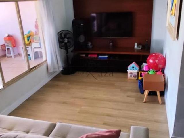 Oportunidade Casa térrea Jardim Uirá São José dos Campos 186 m² 3 Dormitórios. Aceita perm