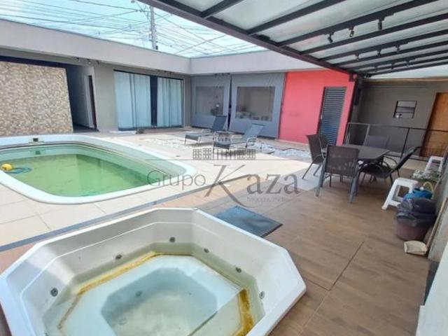 Oportunidade Casa Térrea Jardim Vale do Sol 3 Dormitórios 404m² 5 Vagas na Garagem Estud