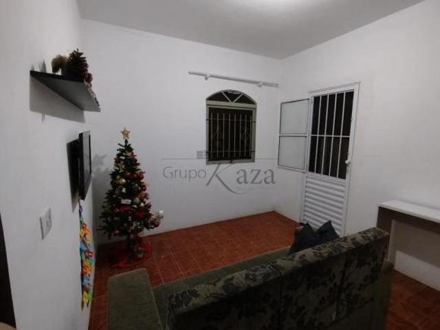 Oportunidade Casa Terréa Jardim Vale do Sol 4 Dormitórios 260m²