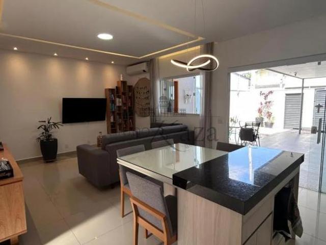 Oportunidade Casa Térrea Loteamento Villa Branca Jacareí 3 Dormitórios 139m²