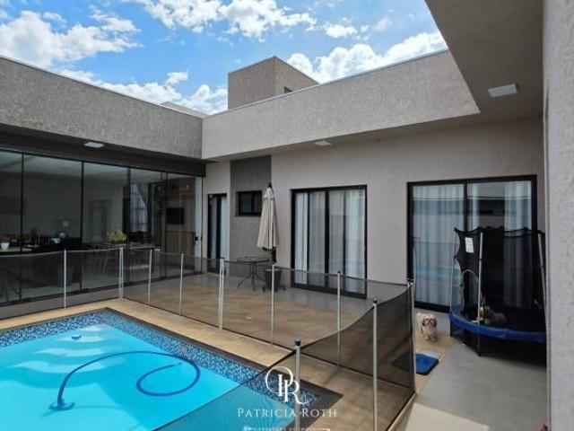 OPORTUNIDADE | CASA TÉRREA MODERNA EM CONDOMÍNIO FECHADO