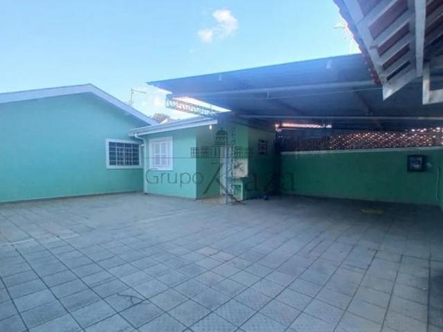 Oportunidade Casa Térrea Monte Castelo 4 Dormitórios 148m²