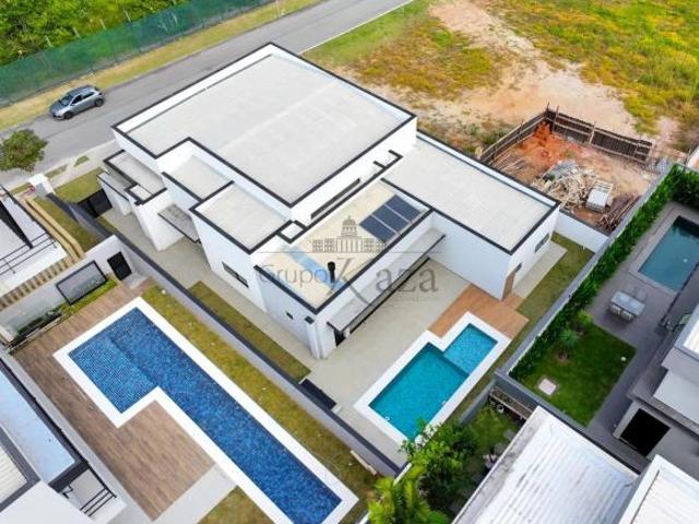 Oportunidade Casa Térrea, Nova, Condomínio Colinas do Paratehy Norte, 3 Suítes, Área Gourmet Piscina