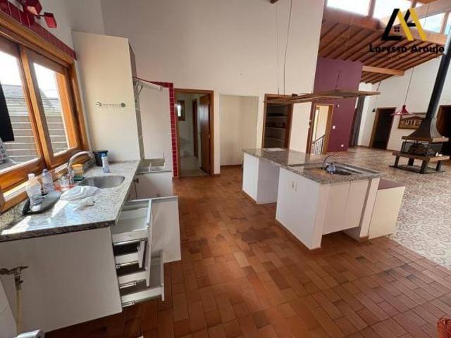 OPORTUNIDADE! Casa Térrea no Condomínio Santa Adélia – R$ 1.100.000,00