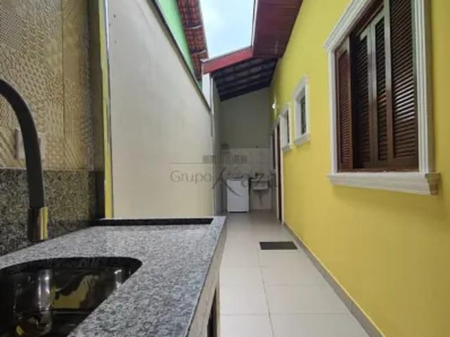 Oportunidade Casa Térrea Residencial Bosque dos Ipês Dormitórios 157m²