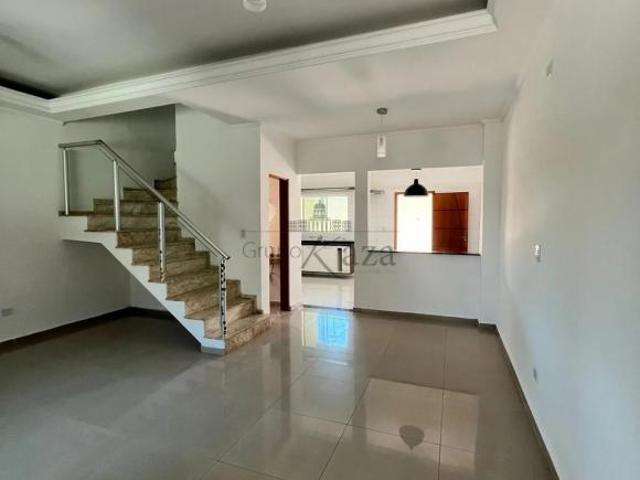 Oportunidade Casa Triplex de Condomínio Residencial Vistta Jardim Santa Maria Jacareí 4 Do