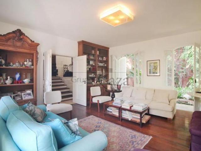 Oportunidade Casa Vila Madalena 3 Dormitórios 375m²