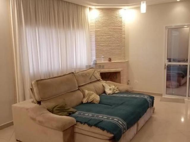 Oportunidade Casa Vila das Flores 4 Dormitórios 165m²