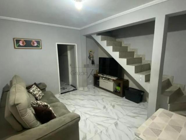 Oportunidade Casa Vila Industrial 2 Dormitórios 70m²