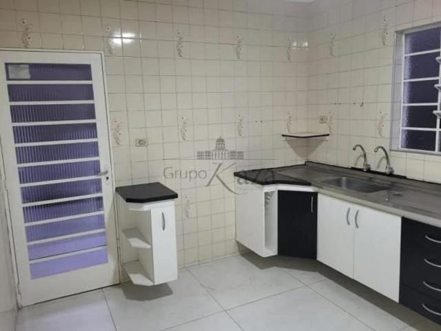 Oportunidade Casa Vila São Benedito 3 Dormitórios 210m²