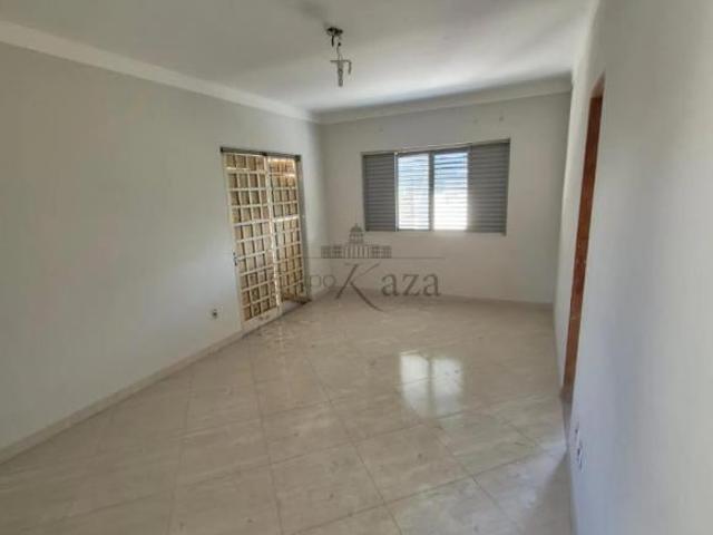 Oportunidade Casa Vila São João Caçapava 5 Dormitórios 400m²