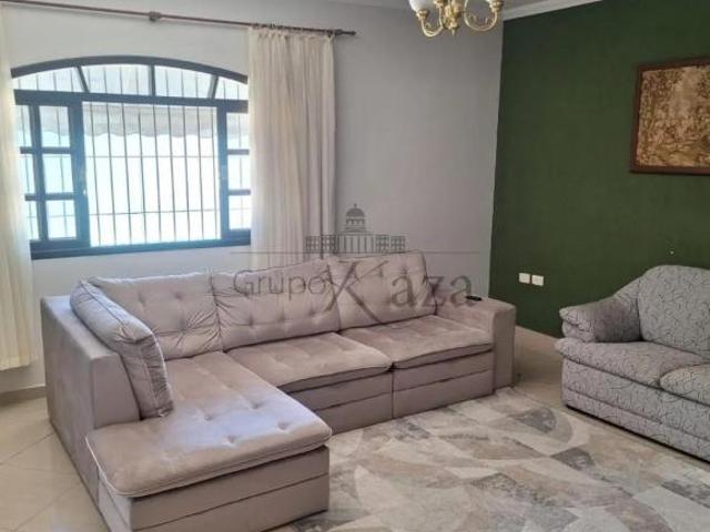 Oportunidade Casa Vila Tesouro 3 Dormitórios 100m²