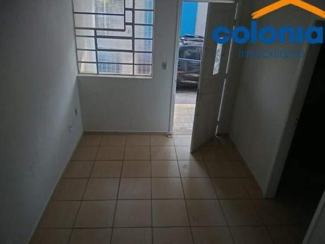 OPORTUNIDADE: CASA A VENDA NO VIANELO COM 02 QUARTOS