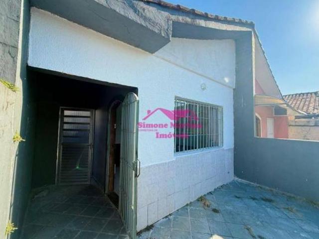 OPORTUNIDADE, Casa á venda pertinho do centro da cidade de Mongaguá