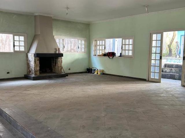 OPORTUNIDADE CASA ALPHAVILLE TÉRREA, 4 DORMTS, CONDOMÍNIO CLUBE