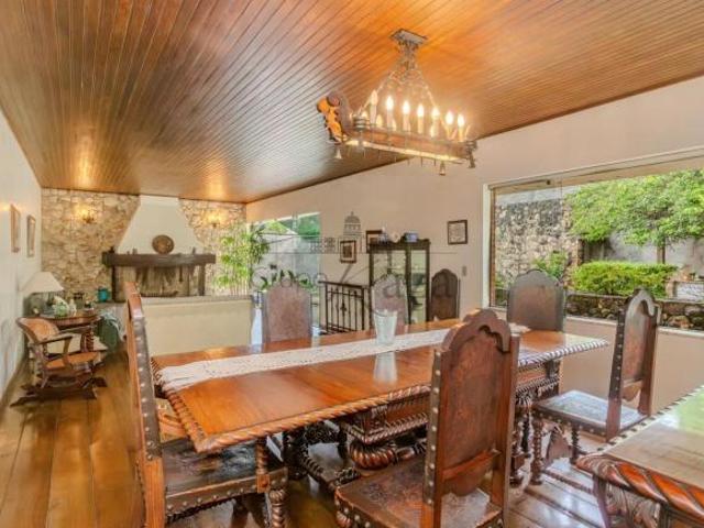 Oportunidade Casa Alto de Pinheiros 4 Dormitórios 336m²