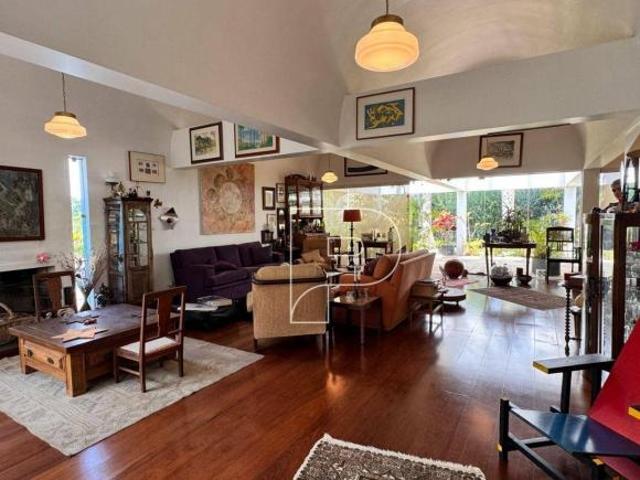 OPORTUNIDADE | CASA ALTO PADRÃO DE ÉPOCA | 5 DORMITÓRIOS, 2 ESCRITÓRIOS, QUADRA, PISCINA | 700 m² PO